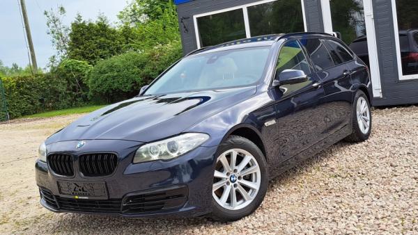 Blue BMW 520 2013 in Riga, with an engine capacity of 2.00 L and mileage of 232 thousand km for 10590 €, photo 2 on AUTOMOTO.COM.LV