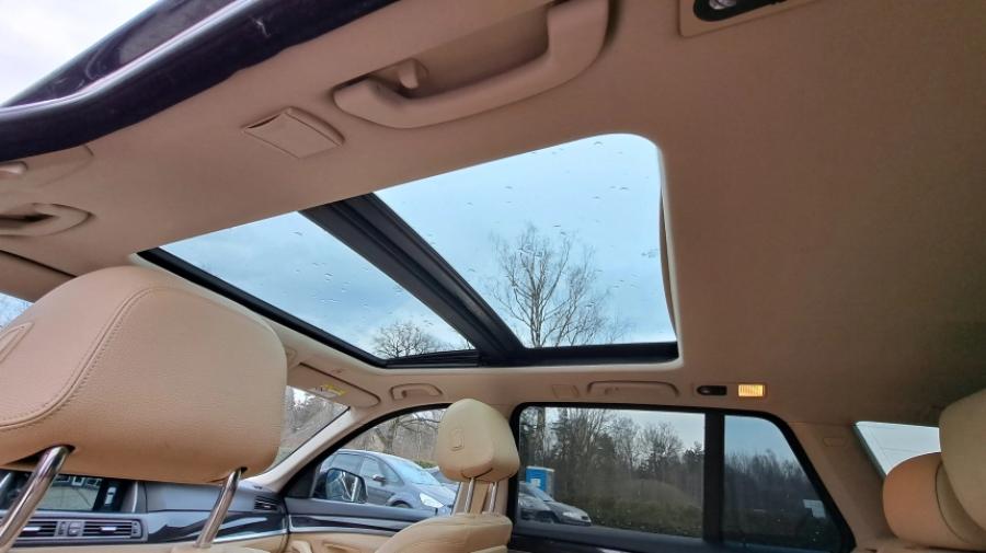 Zils BMW 520 2013 Rīga, ar dzinēja tilpumu 2.00 L un nobraukumu 232 tūkst. km par 10590 €, foto 7 vietnē AUTOMOTO.COM.LV