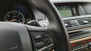 Zils BMW 520 2013 Rīga, ar dzinēja tilpumu 2.00 L un nobraukumu 232 tūkst. km par 10590 €, foto 41 vietnē AUTOMOTO.COM.LV