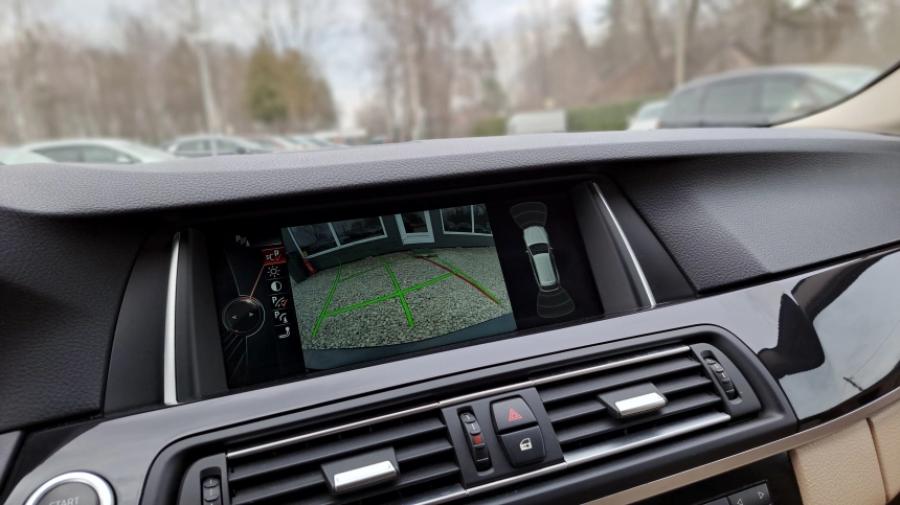 Zils BMW 520 2013 Rīga, ar dzinēja tilpumu 2.00 L un nobraukumu 232 tūkst. km par 10590 €, foto 56 vietnē AUTOMOTO.COM.LV