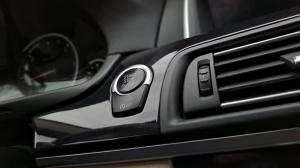 Zils BMW 520 2013 Rīga, ar dzinēja tilpumu 2.00 L un nobraukumu 232 tūkst. km par 10590 €, foto 69 vietnē AUTOMOTO.COM.LV