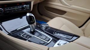 Zils BMW 520 2013 Rīga, ar dzinēja tilpumu 2.00 L un nobraukumu 232 tūkst. km par 10590 €, foto 70 vietnē AUTOMOTO.COM.LV
