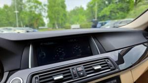 Zils BMW 520 2013 Rīga, ar dzinēja tilpumu 2.00 L un nobraukumu 232 tūkst. km par 10590 €, foto 75 vietnē AUTOMOTO.COM.LV