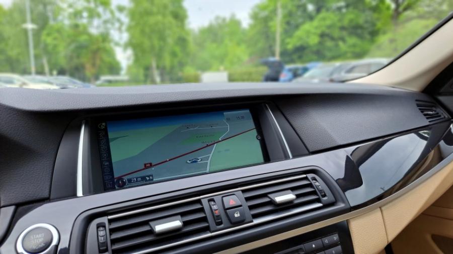 Zils BMW 520 2013 Rīga, ar dzinēja tilpumu 2.00 L un nobraukumu 232 tūkst. km par 10590 €, foto 77 vietnē AUTOMOTO.COM.LV