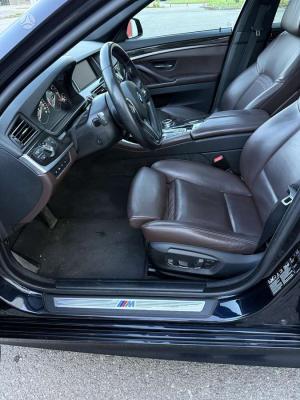 Blue BMW 520 2013 in Kaunas, with an engine capacity of 2.00 L and mileage of 272 thousand km for 9850 €, photo 8 on AUTOMOTO.COM.LV