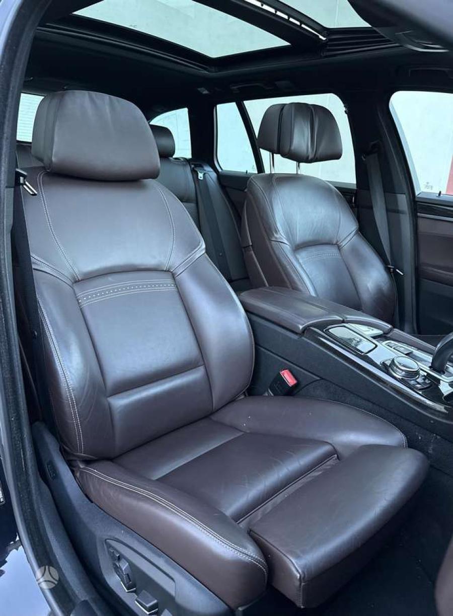 Blue BMW 520 2013 in Kaunas, with an engine capacity of 2.00 L and mileage of 272 thousand km for 9850 €, photo 14 on AUTOMOTO.COM.LV