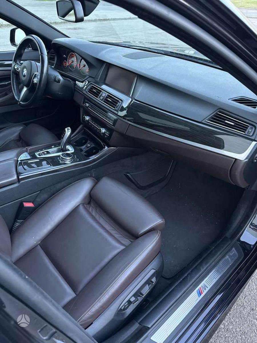 Blue BMW 520 2013 in Kaunas, with an engine capacity of 2.00 L and mileage of 272 thousand km for 9850 €, photo 15 on AUTOMOTO.COM.LV