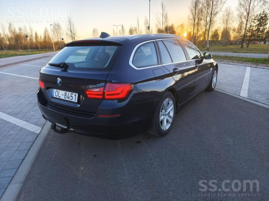 Blue BMW 520 2013 in Jelgava, with an engine capacity of 2.00 L and mileage of 287 thousand km for 8790 €, photo 6 on AUTOMOTO.COM.LV