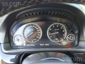 Blue BMW 520 2013 in Jelgava, with an engine capacity of 2.00 L and mileage of 287 thousand km for 8790 €, photo 8 on AUTOMOTO.COM.LV