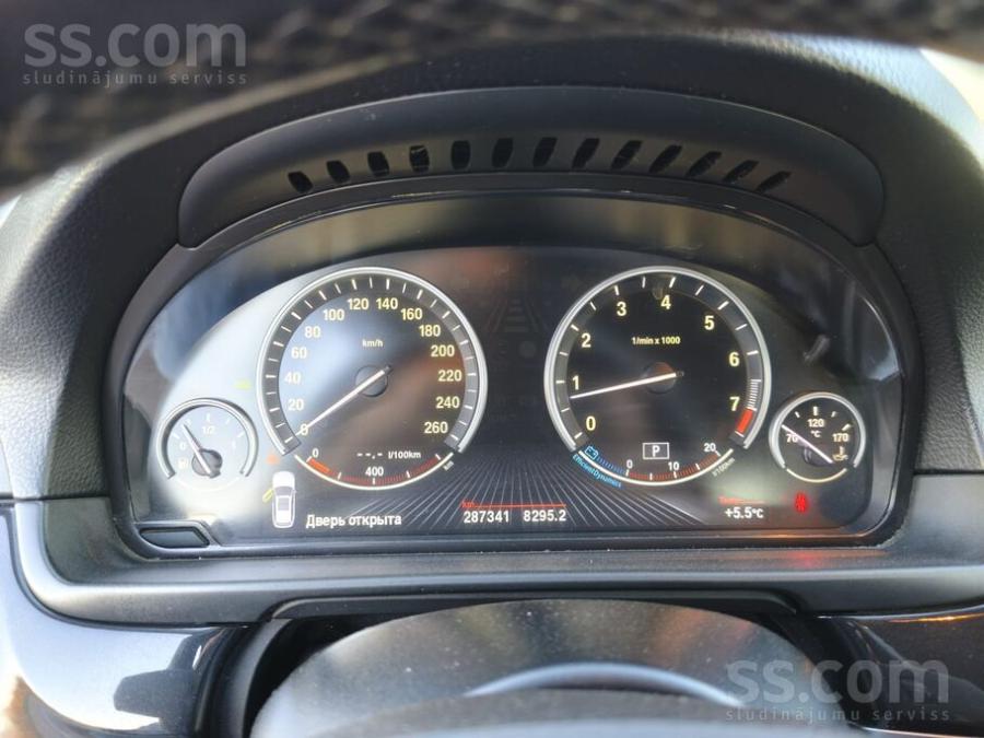 Blue BMW 520 2013 in Jelgava, with an engine capacity of 2.00 L and mileage of 287 thousand km for 8790 €, photo 8 on AUTOMOTO.COM.LV