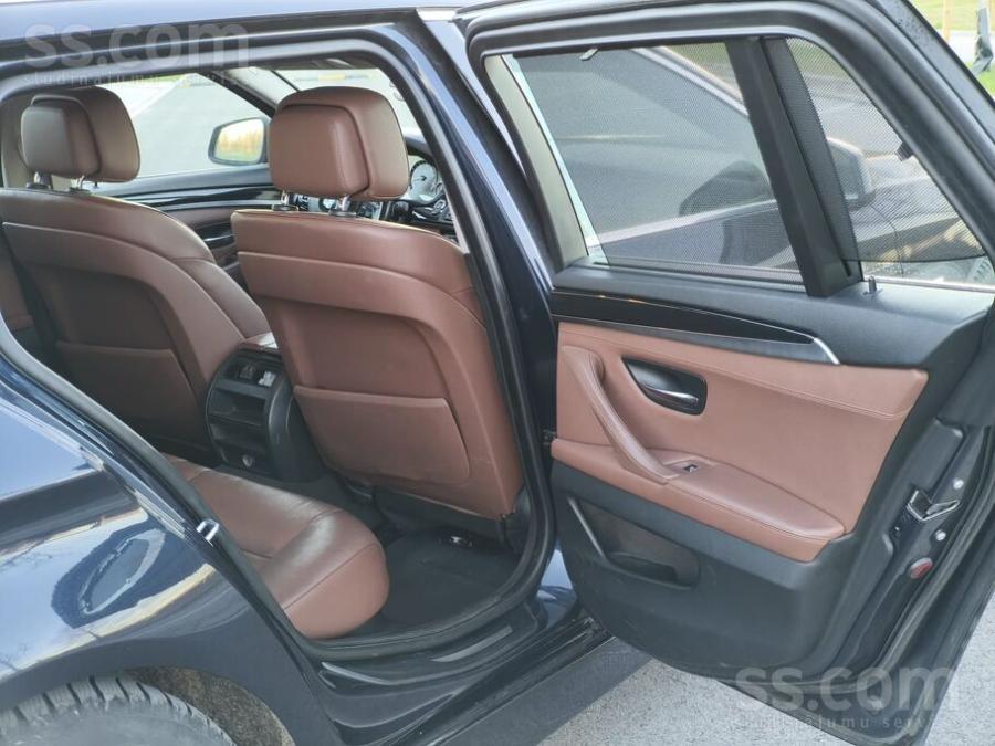 Blue BMW 520 2013 in Jelgava, with an engine capacity of 2.00 L and mileage of 287 thousand km for 8790 €, photo 11 on AUTOMOTO.COM.LV