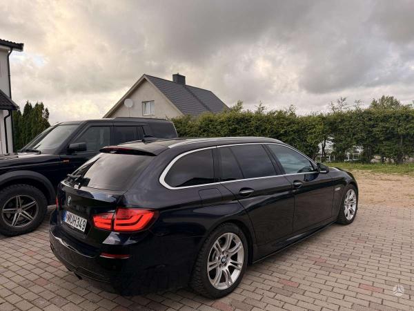 Blue BMW 520 2013 in Plunge, with an engine capacity of 2.00 L and mileage of 360 thousand km for 8400 €, photo 4 on AUTOMOTO.COM.LV