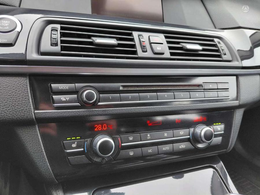 Синий БМВ 520 2013 в Вильнюс, объемом двигателя 2.00 л и пробегом 355 тыс. км за 7000 €, фото 15 на AUTOMOTO.COM.LV