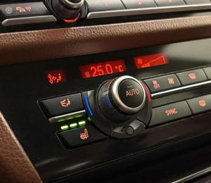 Zils BMW 520 2013 Marijampole, ar dzinēja tilpumu 2.00 L un nobraukumu 358 tūkst. km par 9300 €, foto 10 vietnē AUTOMOTO.COM.LV