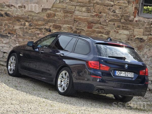 Blue BMW 520 2013 in Cesis, with an engine capacity of 2.00 L and mileage of 251 thousand km for 9500 €, photo 6 on AUTOMOTO.COM.LV