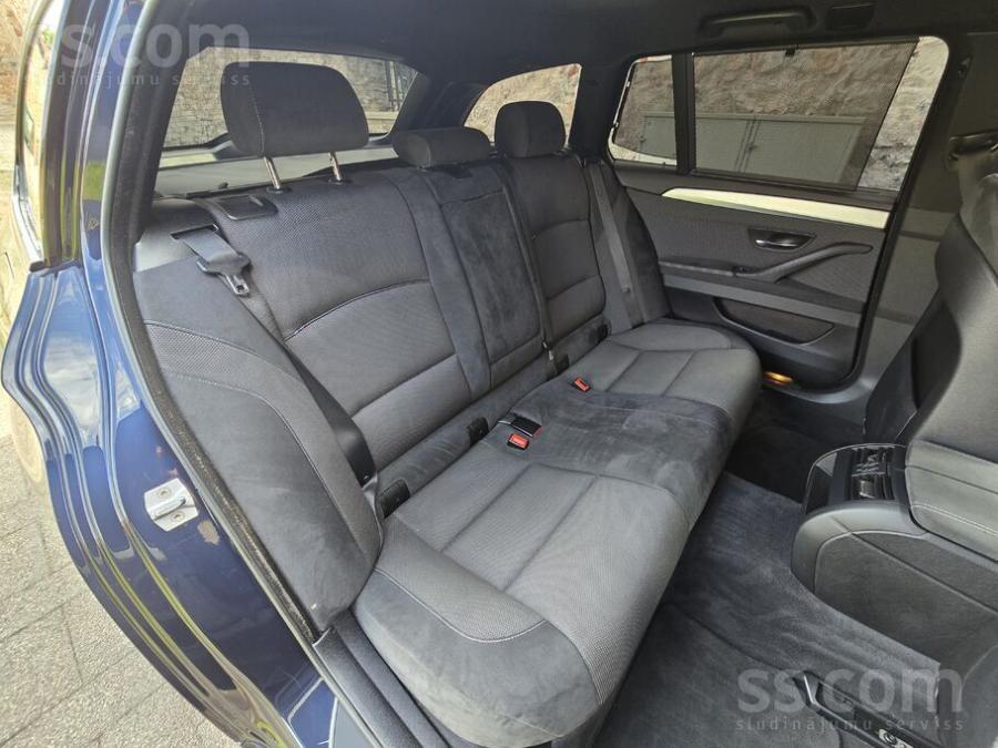 Blue BMW 520 2013 in Cesis, with an engine capacity of 2.00 L and mileage of 251 thousand km for 9500 €, photo 14 on AUTOMOTO.COM.LV