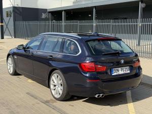 Blue BMW 520 2013 in Jonava, with an engine capacity of 2.00 L and mileage of 269 thousand km for 9600 €, photo 6 on AUTOMOTO.COM.LV