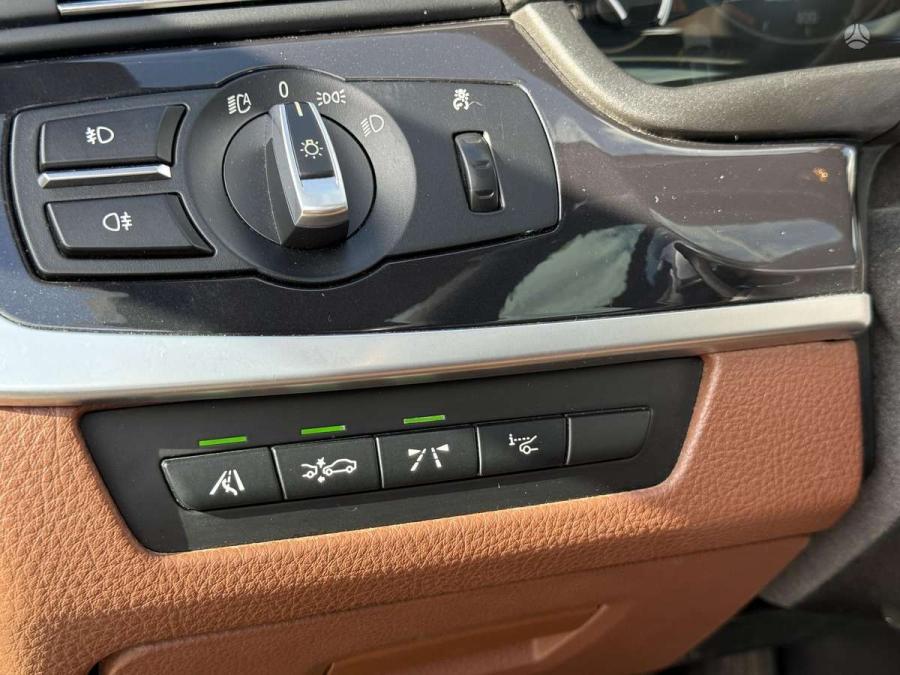 Blue BMW 520 2013 in Jonava, with an engine capacity of 2.00 L and mileage of 269 thousand km for 9600 €, photo 10 on AUTOMOTO.COM.LV