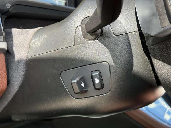 Blue BMW 520 2013 in Jonava, with an engine capacity of 2.00 L and mileage of 269 thousand km for 9600 €, photo 10 on AUTOMOTO.COM.LV