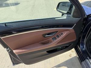 Blue BMW 520 2013 in Jonava, with an engine capacity of 2.00 L and mileage of 269 thousand km for 9600 €, photo 14 on AUTOMOTO.COM.LV