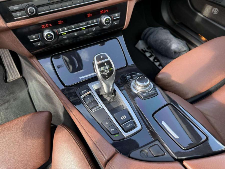 Blue BMW 520 2013 in Jonava, with an engine capacity of 2.00 L and mileage of 269 thousand km for 9600 €, photo 25 on AUTOMOTO.COM.LV