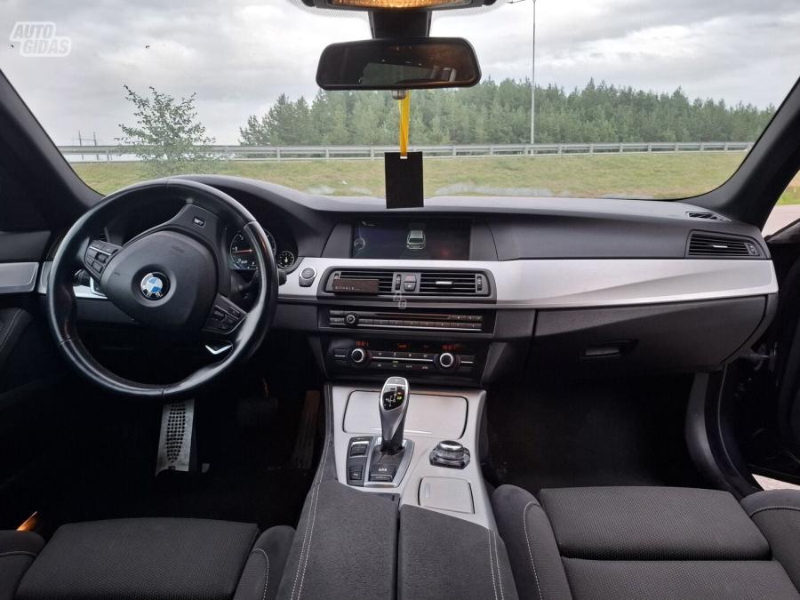 Blue BMW 520 2013 in Vilnius, with an engine capacity of 2.00 L and mileage of 317 thousand km for 8350 €, photo 15 on AUTOMOTO.COM.LV