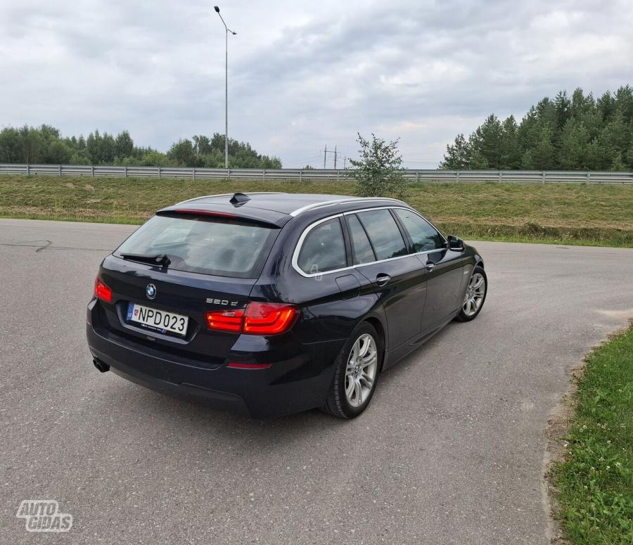Blue BMW 520 2013 in Vilnius, with an engine capacity of 2.00 L and mileage of 317 thousand km for 8350 €, photo 25 on AUTOMOTO.COM.LV