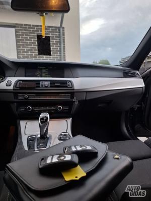 Blue BMW 520 2013 in Vilnius, with an engine capacity of 2.00 L and mileage of 317 thousand km for 8350 €, photo 27 on AUTOMOTO.COM.LV