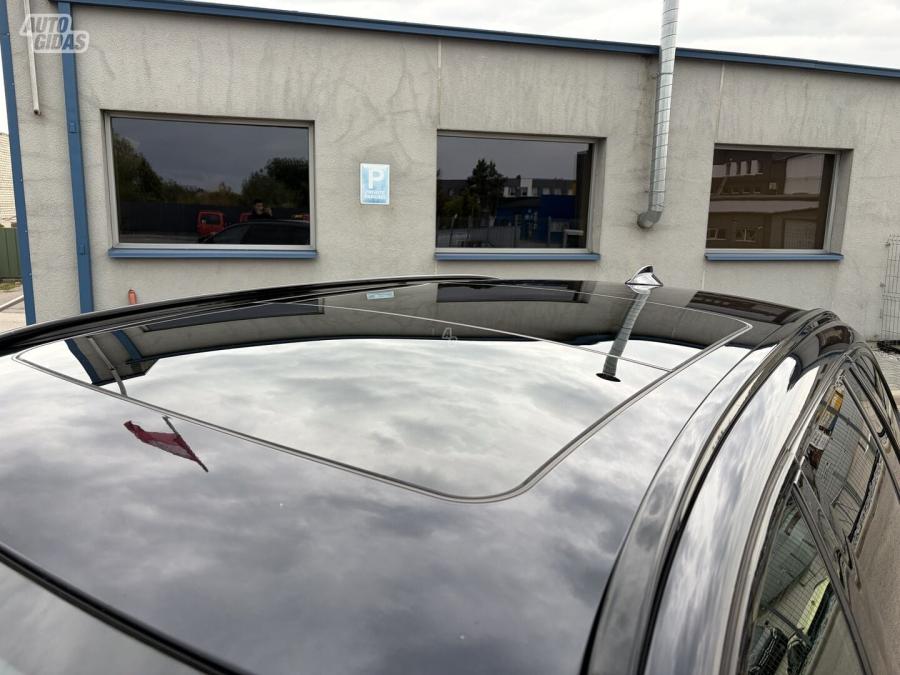 Blue BMW 520 2013 in Kaunas, with an engine capacity of 2.00 L and mileage of 323 thousand km for 9999 €, photo 16 on AUTOMOTO.COM.LV