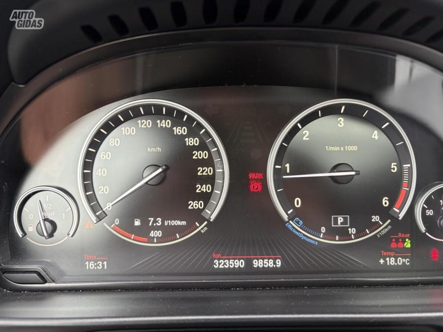 Blue BMW 520 2013 in Kaunas, with an engine capacity of 2.00 L and mileage of 323 thousand km for 9999 €, photo 28 on AUTOMOTO.COM.LV