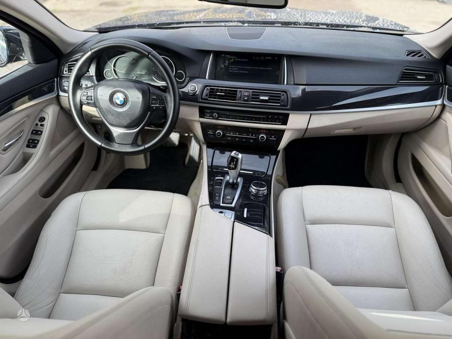 Blue BMW 520 2013 in Siauliai, with an engine capacity of 2.00 L and mileage of 172 thousand km for 8200 €, photo 15 on AUTOMOTO.COM.LV