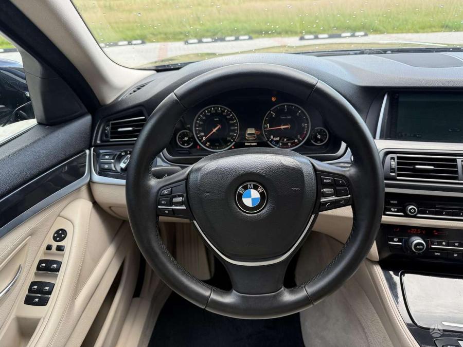 Blue BMW 520 2013 in Siauliai, with an engine capacity of 2.00 L and mileage of 172 thousand km for 8200 €, photo 20 on AUTOMOTO.COM.LV