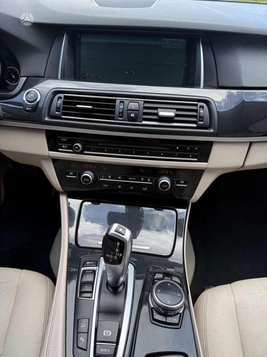 Blue BMW 520 2013 in Siauliai, with an engine capacity of 2.00 L and mileage of 172 thousand km for 8200 €, photo 21 on AUTOMOTO.COM.LV