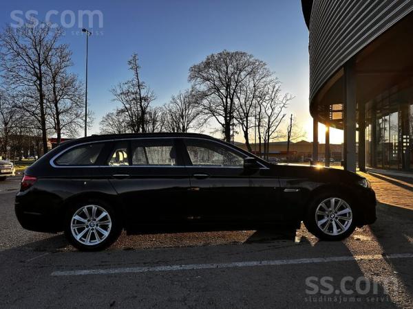 Blue BMW 520 2014 in Riga, with an engine capacity of 2.00 L and mileage of 244 thousand km for 7900 €, photo 6 on AUTOMOTO.COM.LV