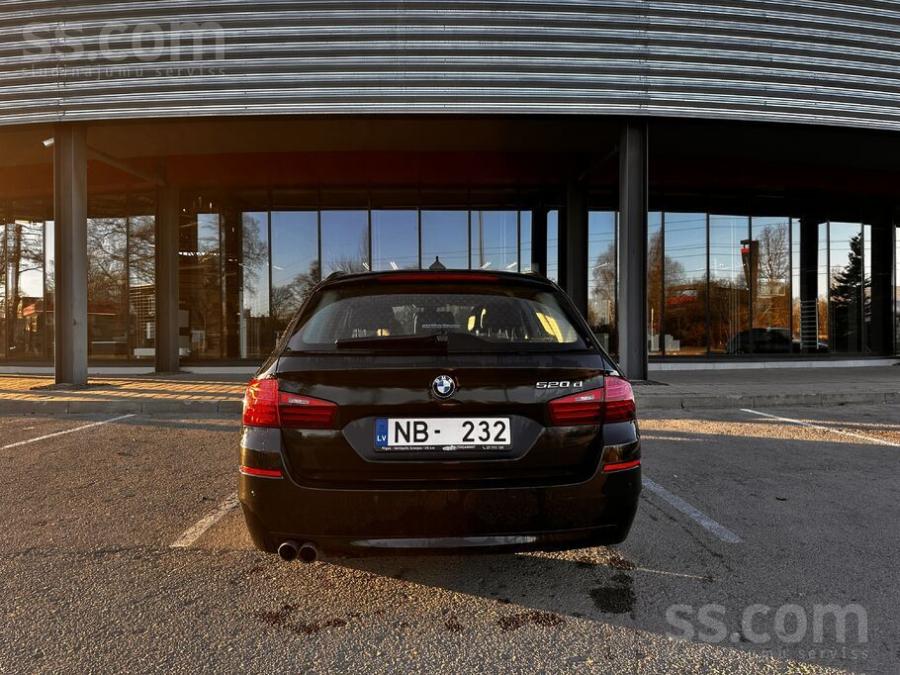 Синий БМВ 520 2014 в Рига, объемом двигателя 2.00 л и пробегом 244 тыс. км за 7900 €, фото 8 на AUTOMOTO.COM.LV