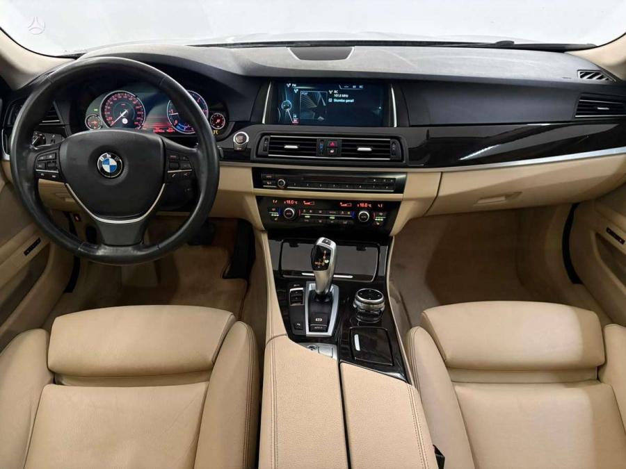 Blue BMW 520 2014 in Marijampole, with an engine capacity of 2.00 L and mileage of 223 thousand km for 11950 €, photo 16 on AUTOMOTO.COM.LV