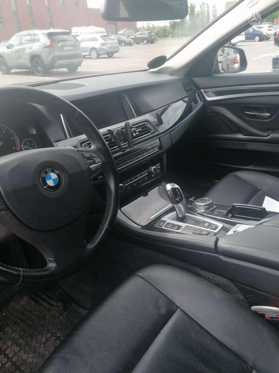 Zils BMW 520 2014 Klaipėda, ar dzinēja tilpumu 2.00 L un nobraukumu 272 tūkst. km par 9700 €, foto 13 vietnē AUTOMOTO.COM.LV
