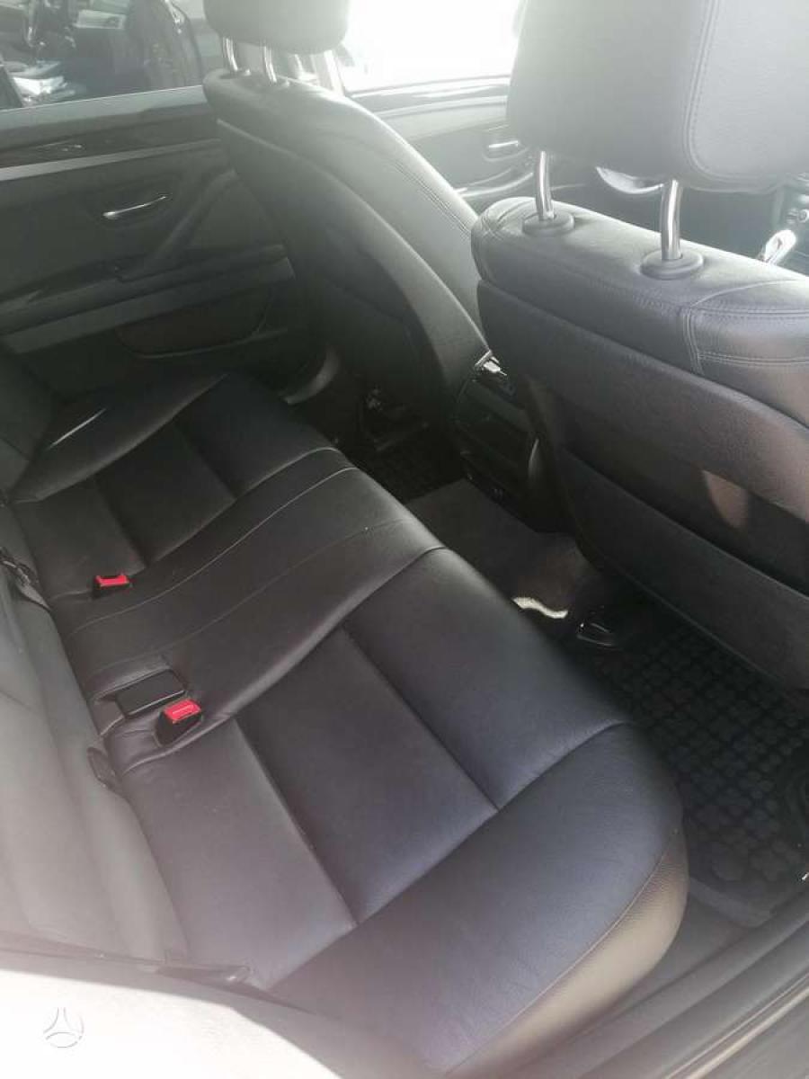 Zils BMW 520 2014 Klaipėda, ar dzinēja tilpumu 2.00 L un nobraukumu 272 tūkst. km par 9700 €, foto 17 vietnē AUTOMOTO.COM.LV