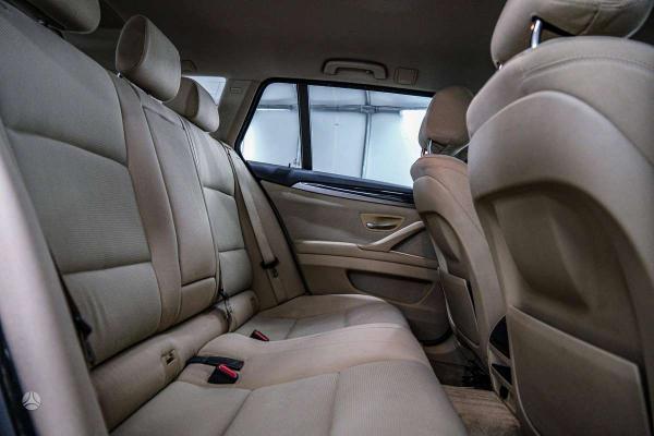 Zils BMW 520 2014 Kauņa, ar dzinēja tilpumu 2.00 L un nobraukumu 296 tūkst. km par 9690 €, foto 11 vietnē AUTOMOTO.COM.LV
