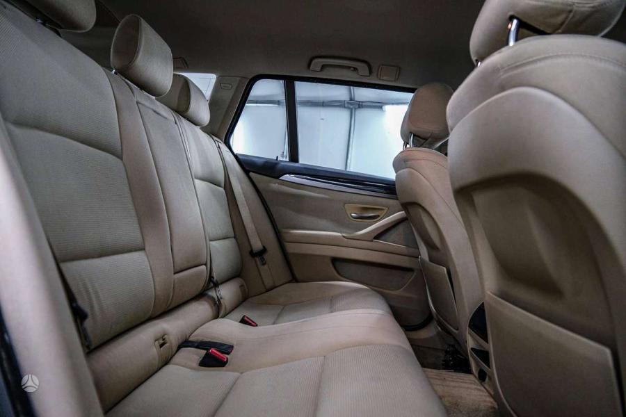 Zils BMW 520 2014 Kauņa, ar dzinēja tilpumu 2.00 L un nobraukumu 296 tūkst. km par 9690 €, foto 11 vietnē AUTOMOTO.COM.LV
