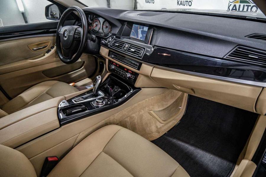 Zils BMW 520 2014 Kauņa, ar dzinēja tilpumu 2.00 L un nobraukumu 296 tūkst. km par 9690 €, foto 12 vietnē AUTOMOTO.COM.LV