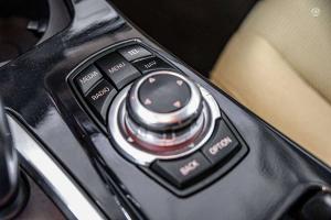 Zils BMW 520 2014 Kauņa, ar dzinēja tilpumu 2.00 L un nobraukumu 296 tūkst. km par 9690 €, foto 25 vietnē AUTOMOTO.COM.LV
