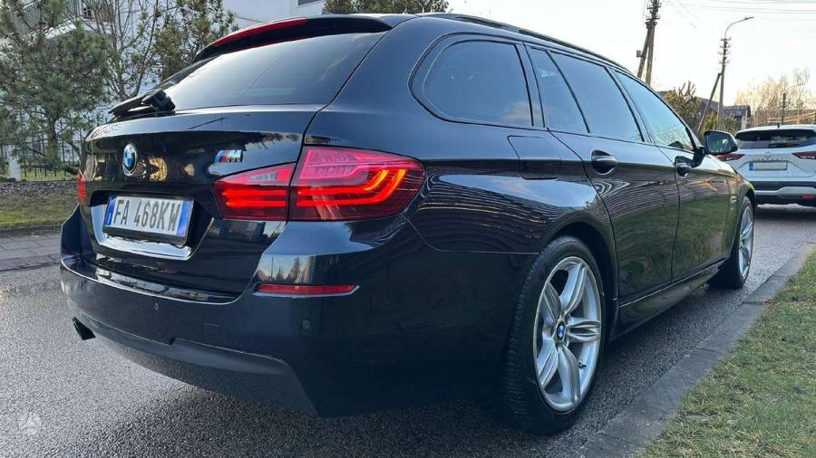 Blue BMW 520 2015 in Vilnius, with an engine capacity of 2.00 L and mileage of 255 thousand km for 12700 €, photo 6 on AUTOMOTO.COM.LV