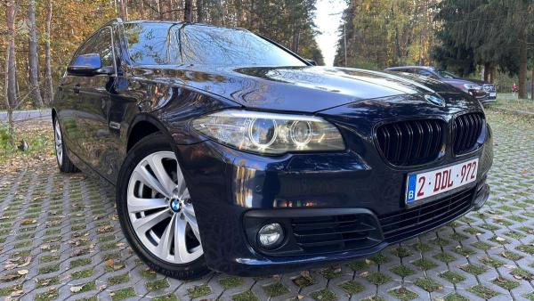 Blue BMW 520 2015 in Vilnius, with an engine capacity of 2.00 L and mileage of 300 thousand km for 9390 €, photo 3 on AUTOMOTO.COM.LV