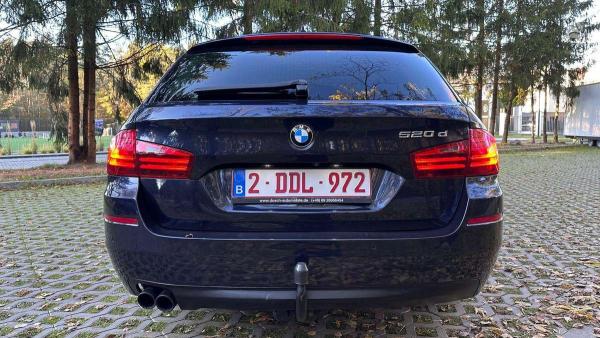 Blue BMW 520 2015 in Vilnius, with an engine capacity of 2.00 L and mileage of 300 thousand km for 9390 €, photo 7 on AUTOMOTO.COM.LV