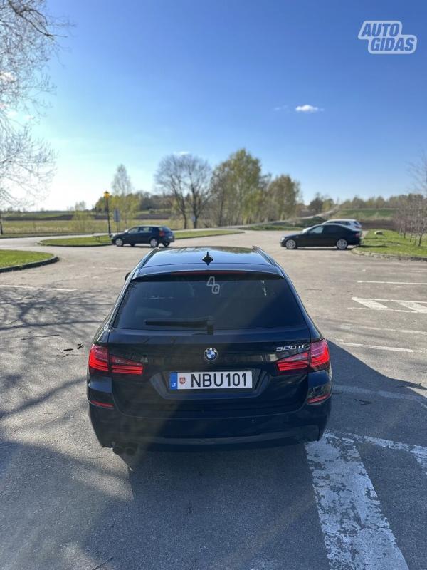 Blue BMW 520 2015 in Panevezys, with an engine capacity of 2.00 L and mileage of 256 thousand km for 14200 €, photo 6 on AUTOMOTO.COM.LV
