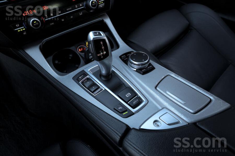 Zils BMW 520 2015 Jelgava, ar dzinēja tilpumu 2.00 L un nobraukumu 0 tūkst. km par 11350 €, foto 19 vietnē AUTOMOTO.COM.LV