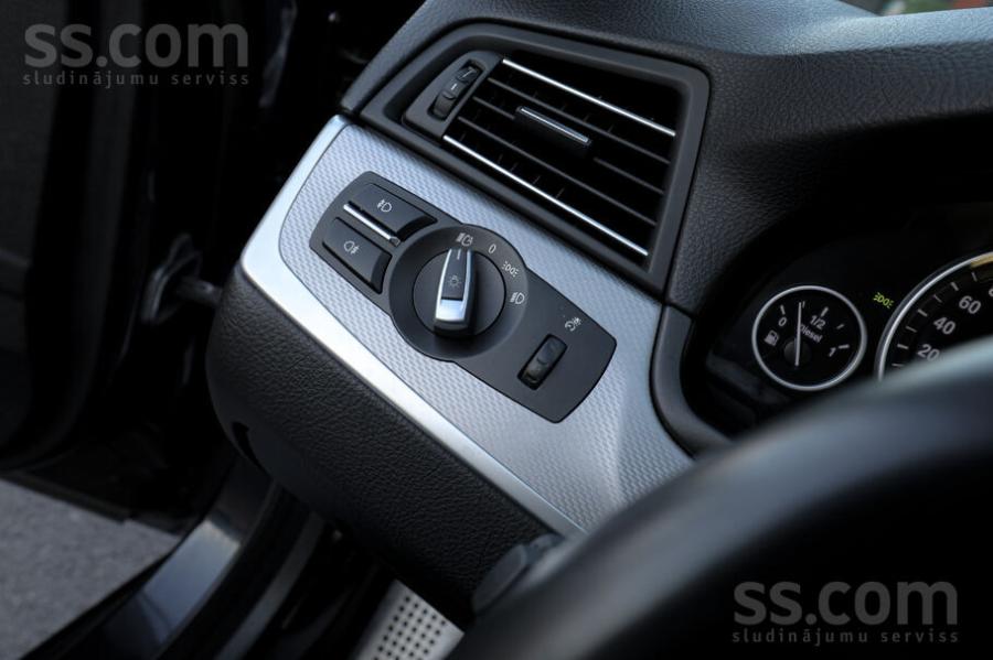 Zils BMW 520 2015 Jelgava, ar dzinēja tilpumu 2.00 L un nobraukumu 0 tūkst. km par 11350 €, foto 23 vietnē AUTOMOTO.COM.LV