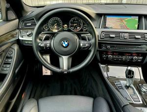 Blue BMW 520 2015 in Utena, with an engine capacity of 2.00 L and mileage of 313 thousand km for 13600 €, photo 8 on AUTOMOTO.COM.LV