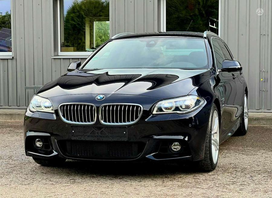 Blue BMW 520 2015 in Utena, with an engine capacity of 2.00 L and mileage of 313 thousand km for 13600 €, photo 46 on AUTOMOTO.COM.LV